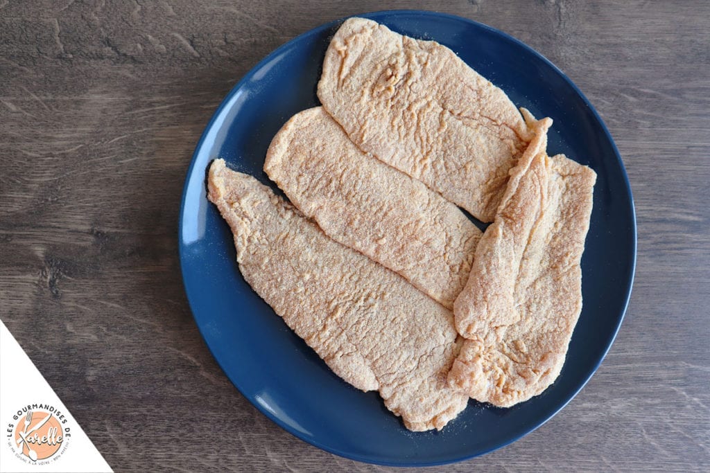 Poulet pané, sauce tomate et fromage